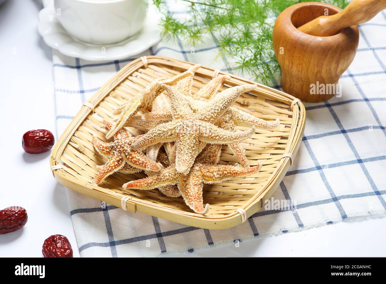 Deep fried starfish hi-res stock photography and images - Alamy