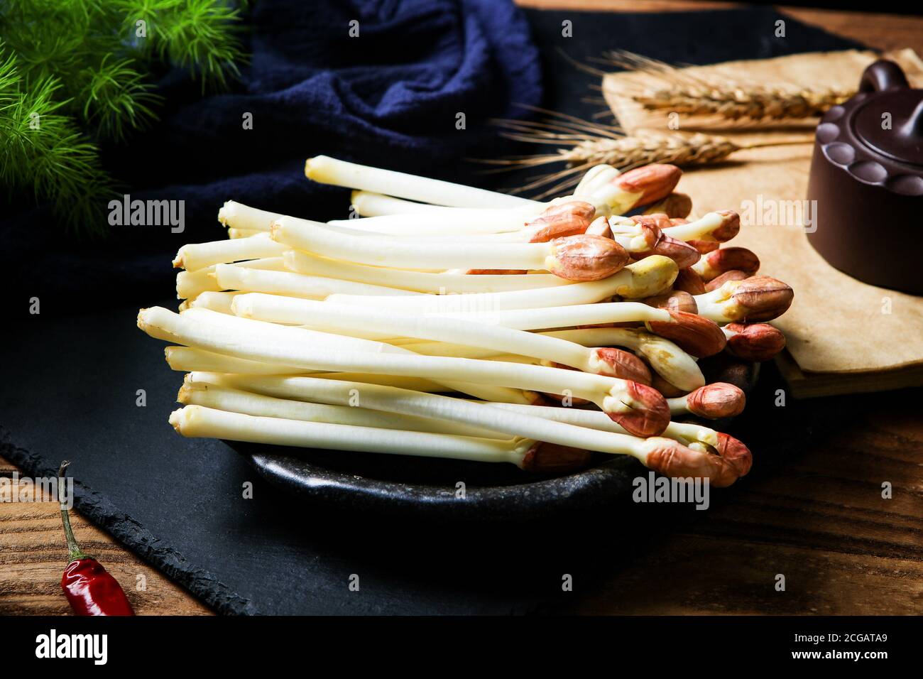 Peanut bud hi-res stock photography and images - Alamy