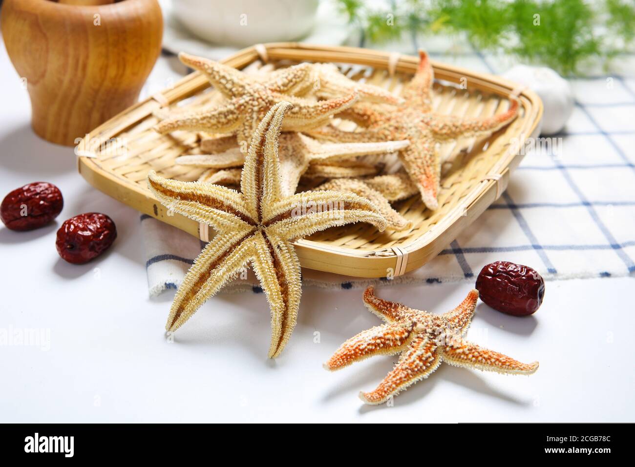 Cooked starfish hi-res stock photography and images - Alamy