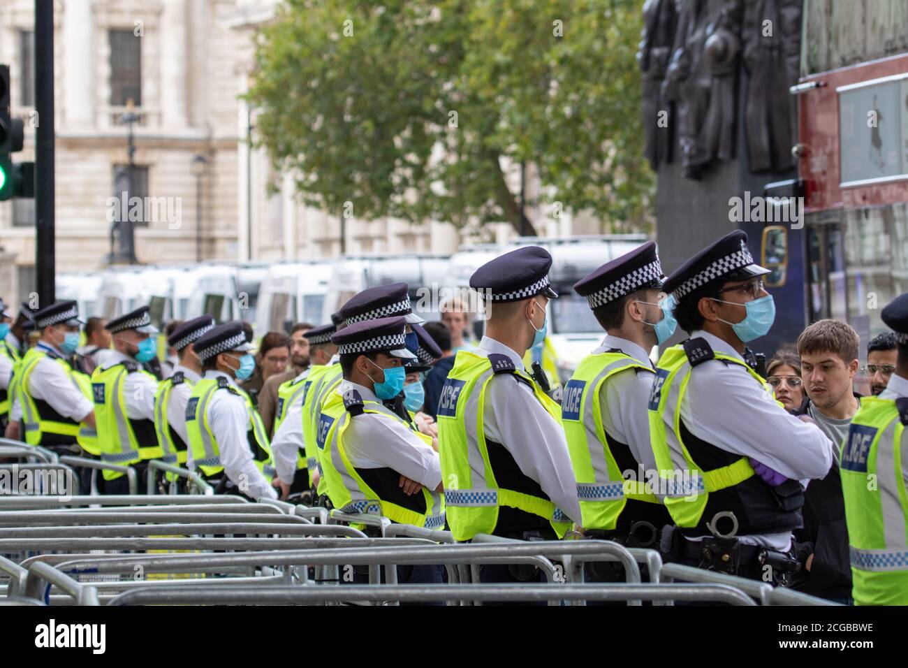 Policeman uniform hi-res stock photography and images - Alamy