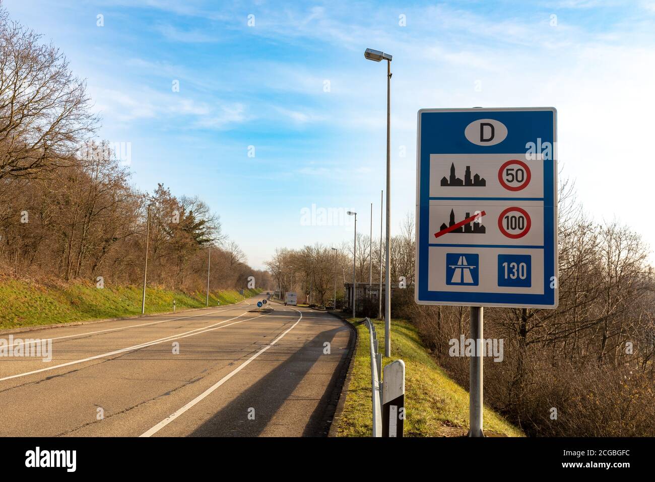 Recommended Speed Limit High Resolution Stock Photography and Images ...
