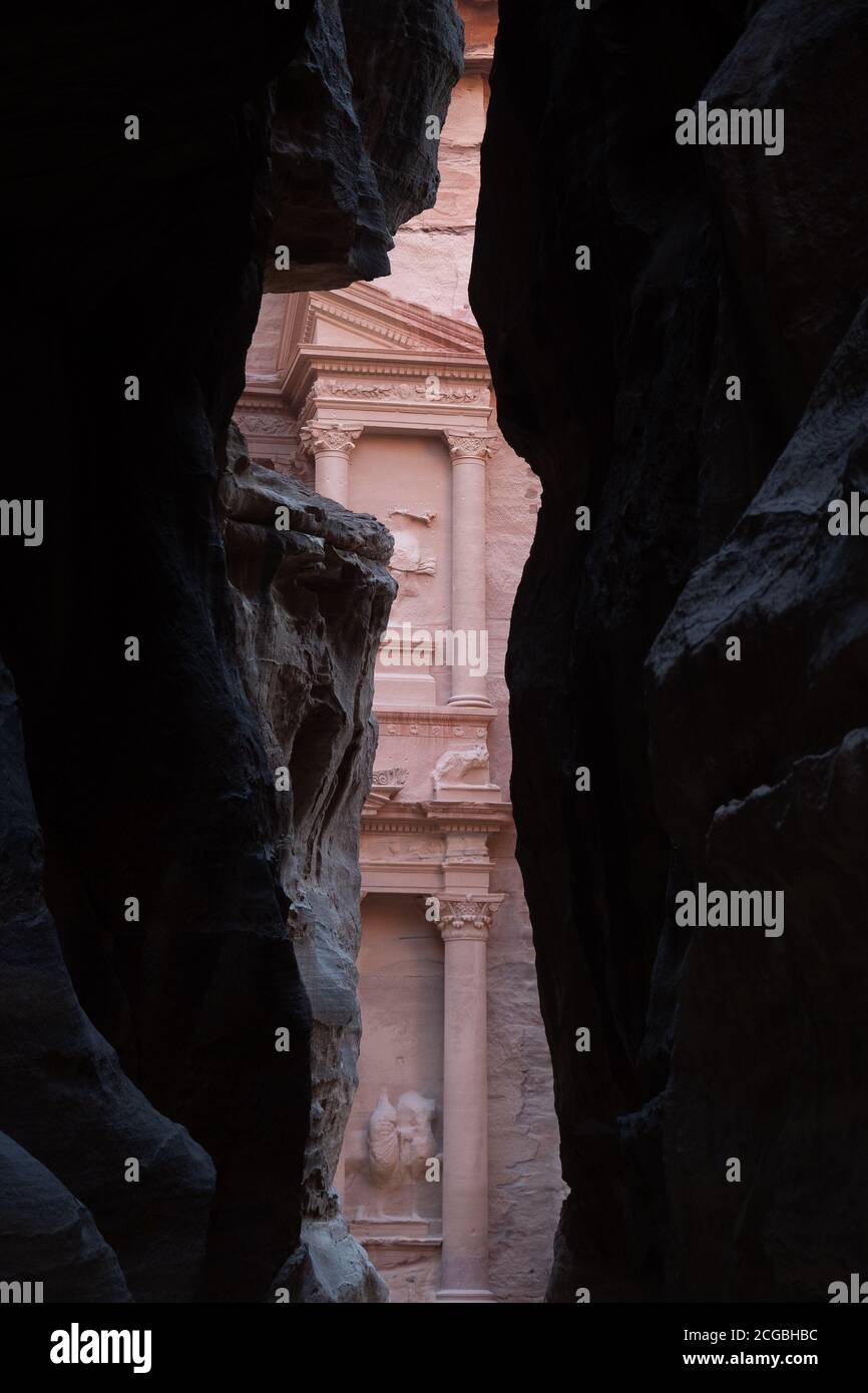 View from Siq on entrance of City of Petra, Jordan Stock Photo - Alamy