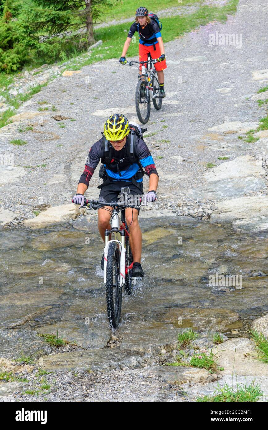 Small cyclist hi-res stock photography and images - Alamy