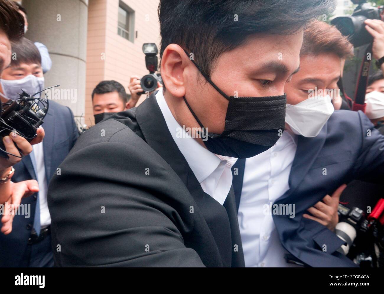 Founder and former ceo of yg entertainment hi-res stock photography and ...
