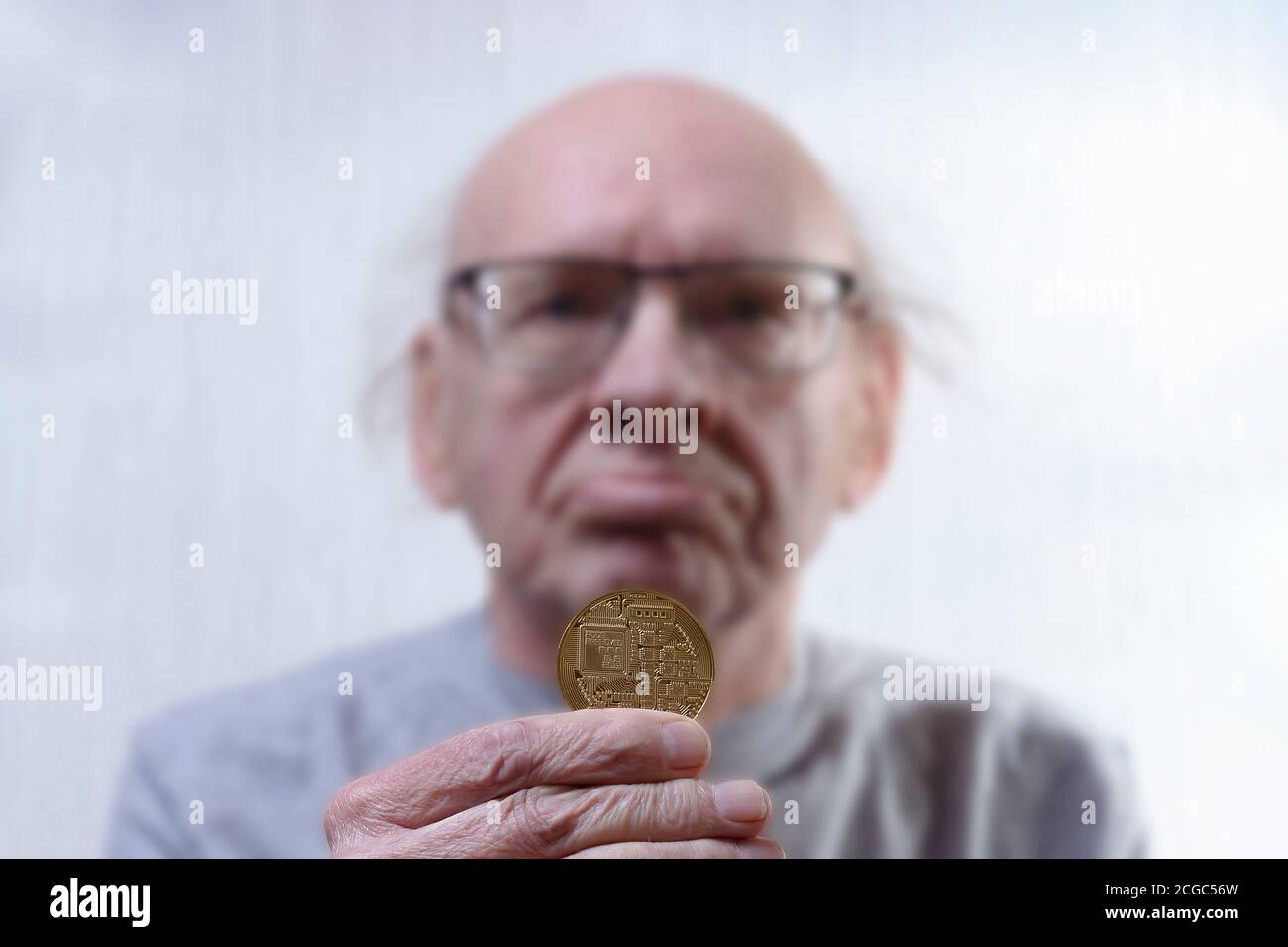 Focus head hi-res stock photography and images - Alamy