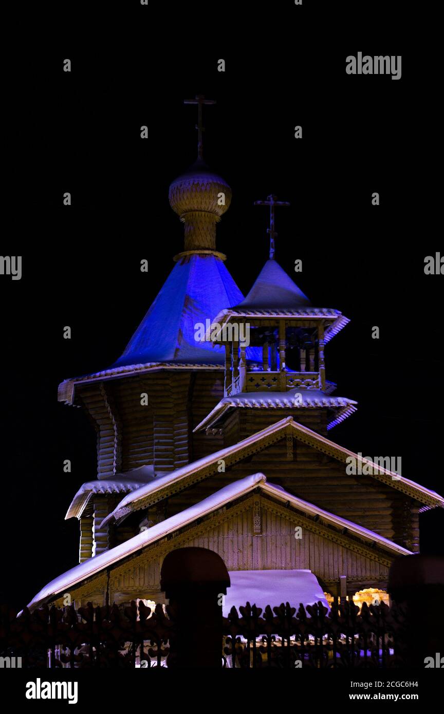wooden Orthodox church. Front view Stock Photo - Alamy