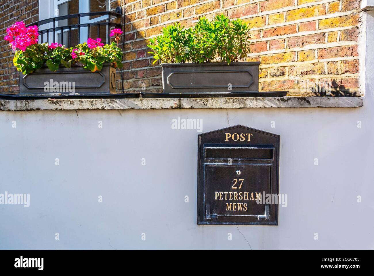 Petersham mews hi-res stock photography and images - Alamy