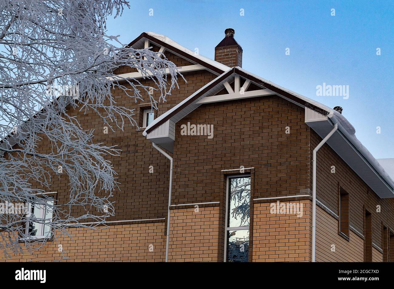 Brick house trees painting hi-res stock photography and images - Alamy