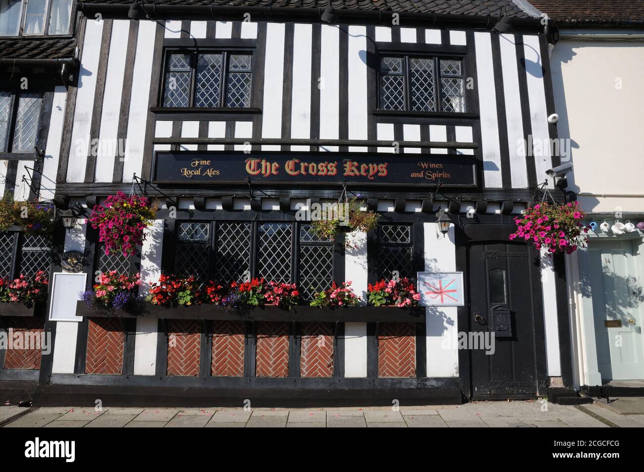 Cross keys tavern hi-res stock photography and images - Alamy