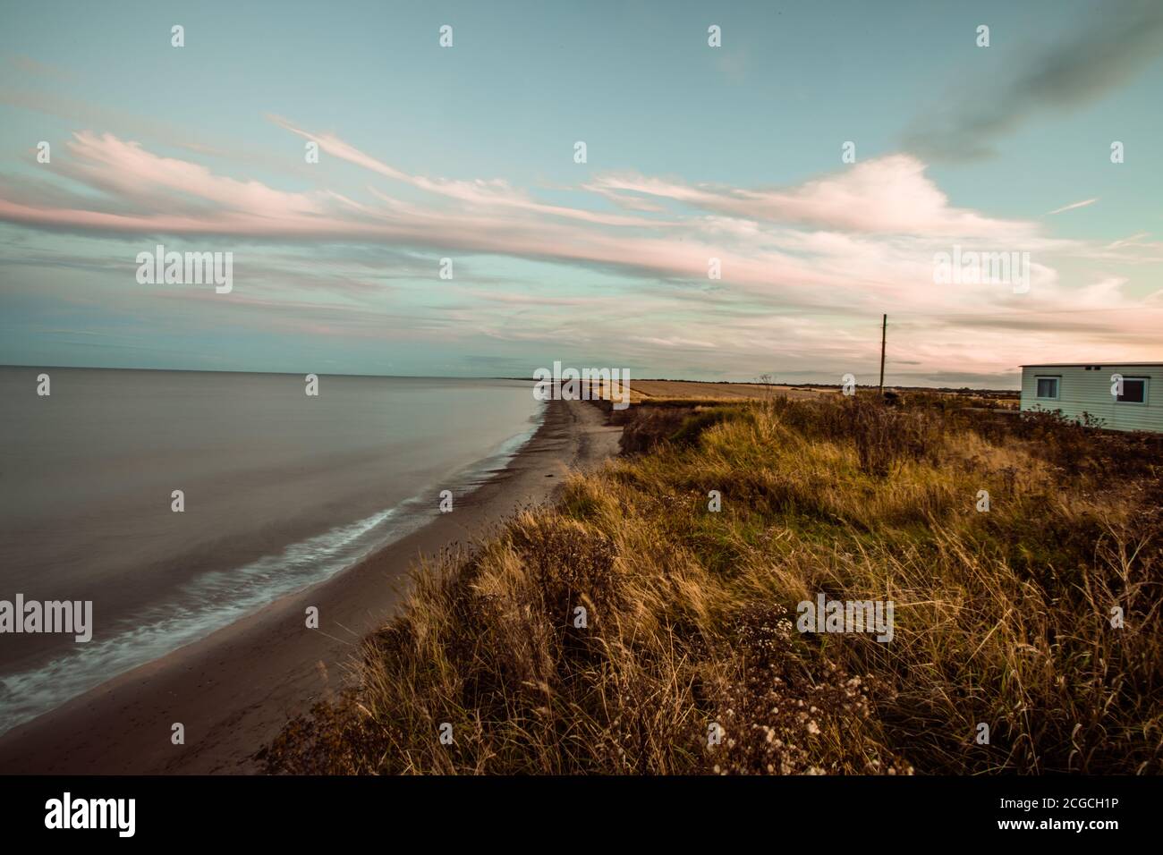 Sunset over cliffs at Barmston, Bridlington Yorkshire Stock Photo - Alamy
