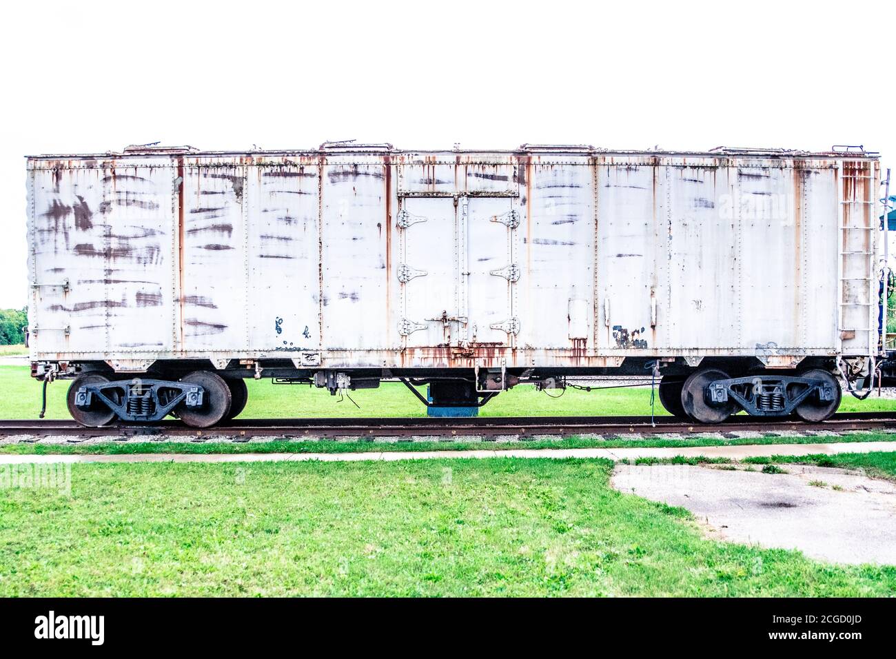 Train car railroad rail tracks track hi-res stock photography and ...