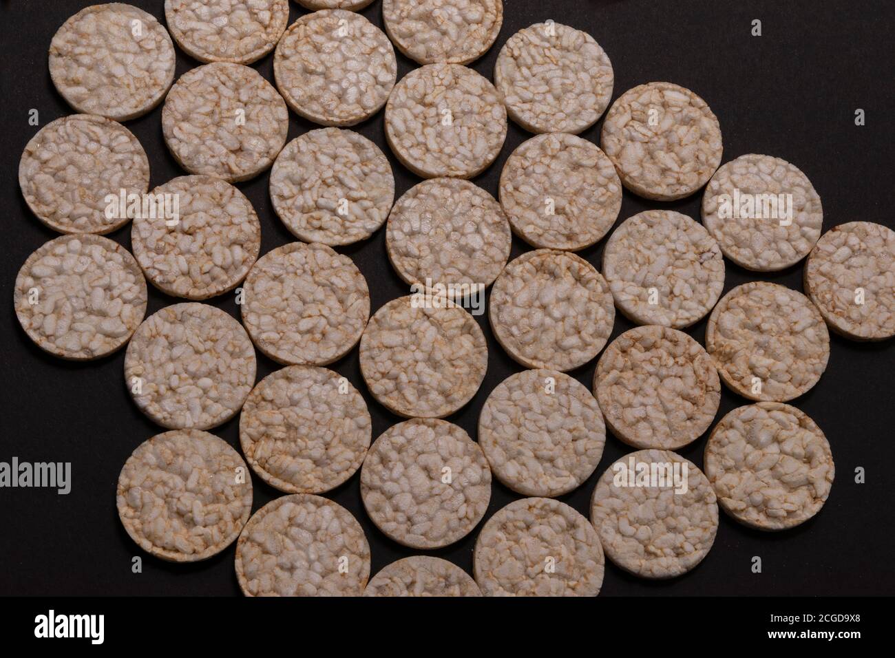 Pattern distribution of rice crackers. Round rice crackers, spread out ...