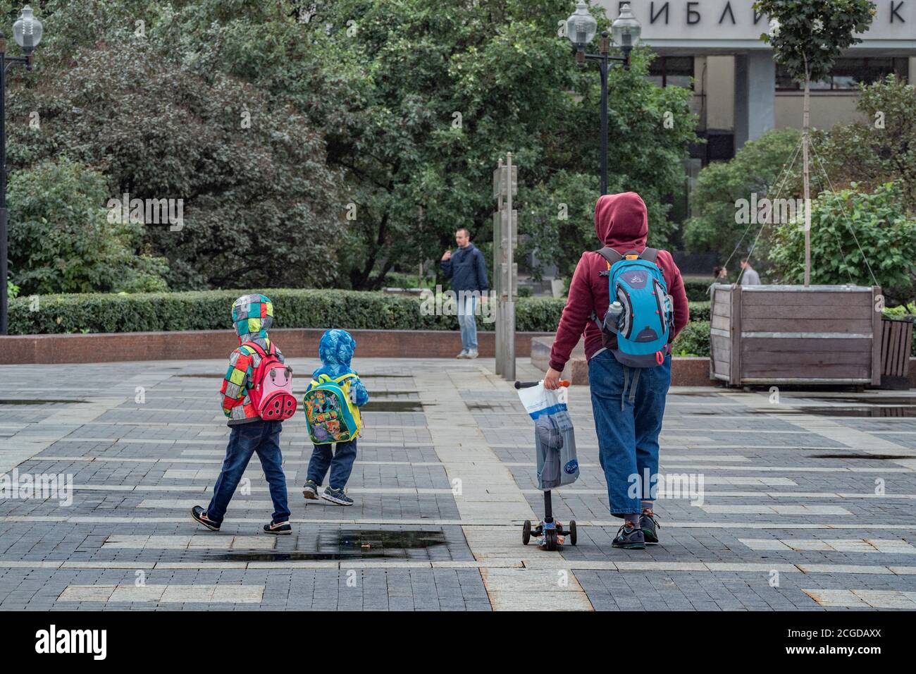 People on the streets of Moscow, Russia Stock Photo - Alamy