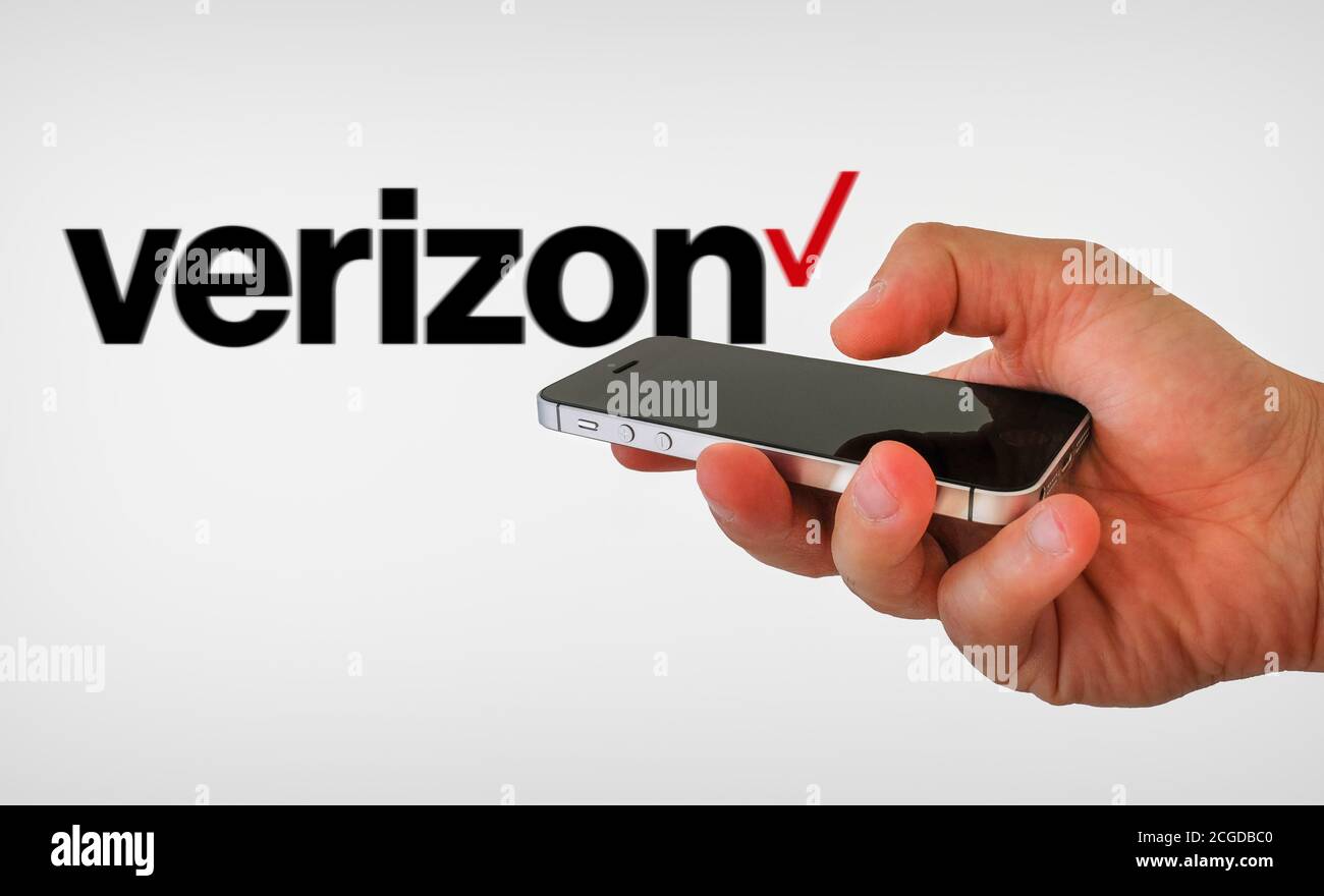 Verizon symbol hi-res stock photography and images - Alamy