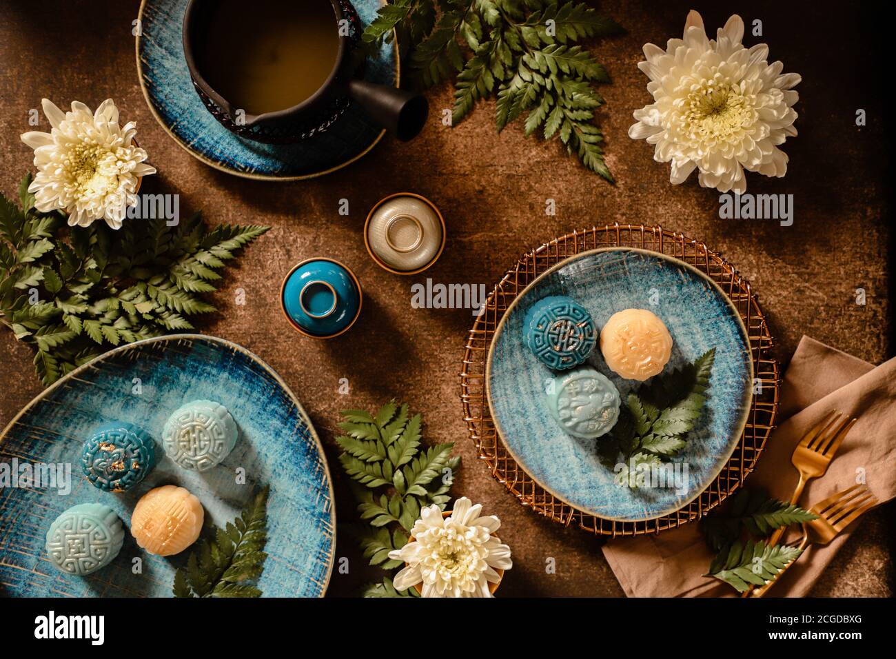 Snowskin or Crystal Skin Mooncake. The new variation of mooncake for ...