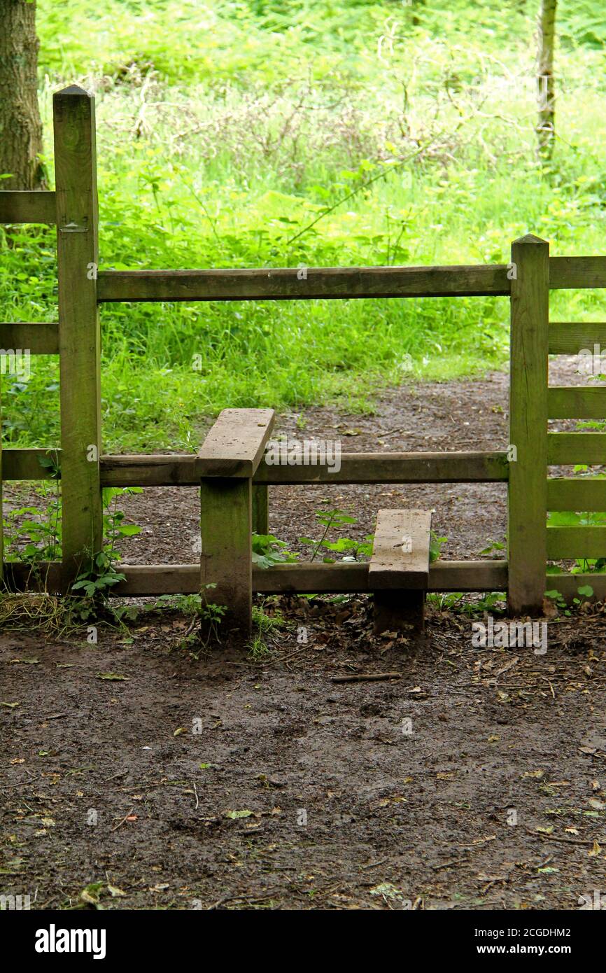 A Traditional Wooden Stile on a Countryside Footpath Stock Photo - Alamy