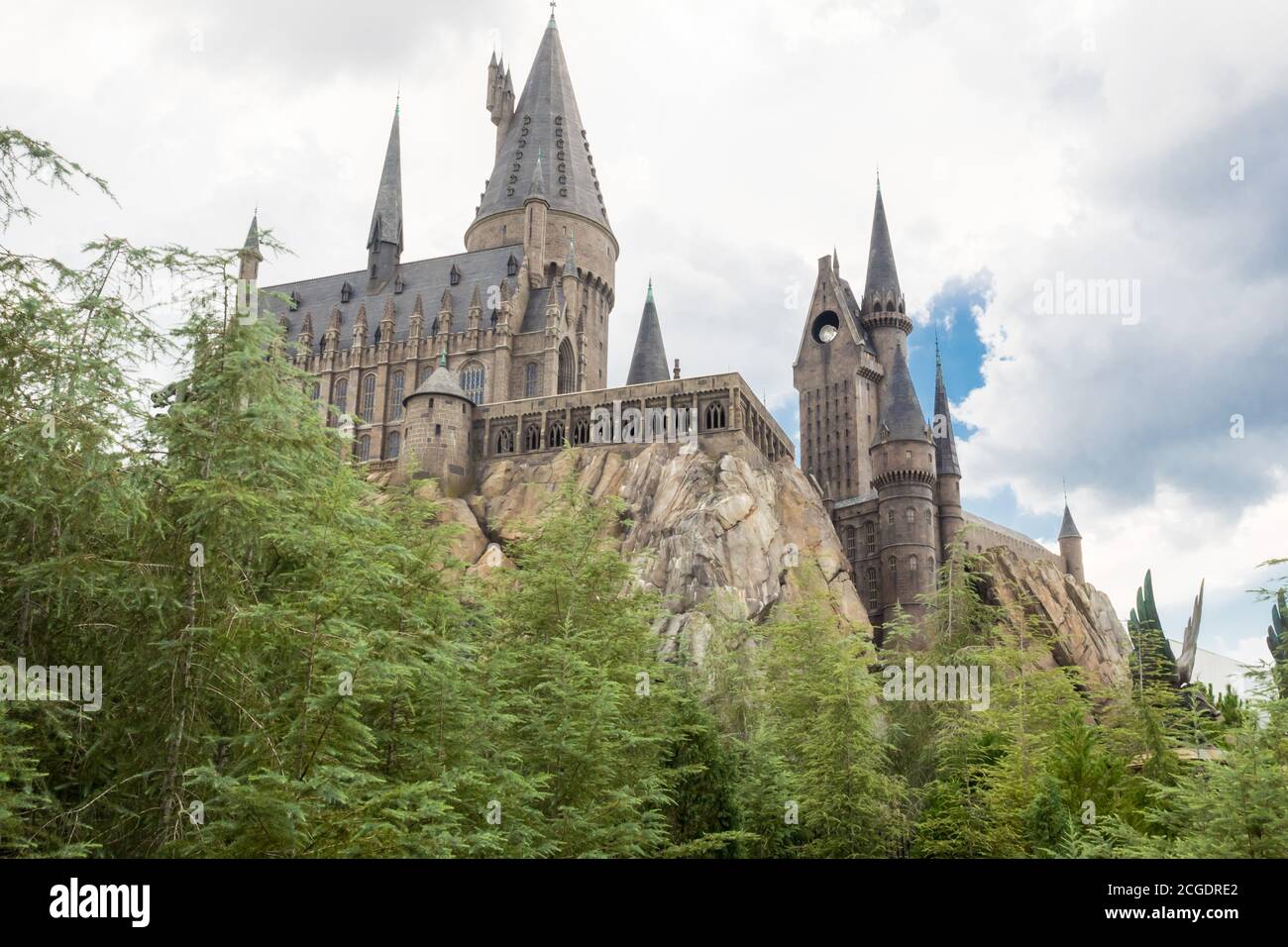 Hogwarts, the Harry Potter castle at Universal Studios Orlando Theme ...