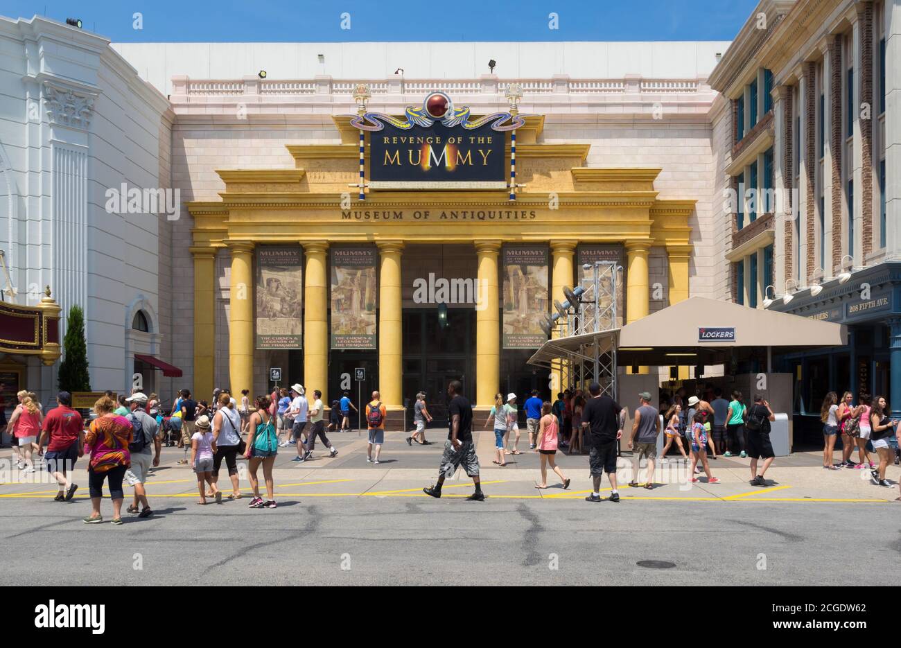 The Revenge of the Mummy ride at Universal Studios Florida theme park ...