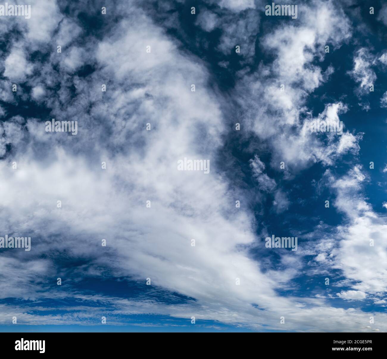 Cloudy sky summer good weather background Stock Photo - Alamy