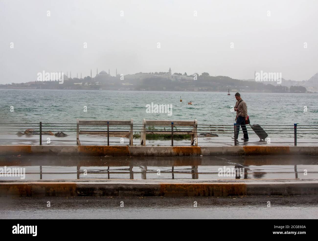 Rainy day at the seaside hi-res stock photography and images - Alamy