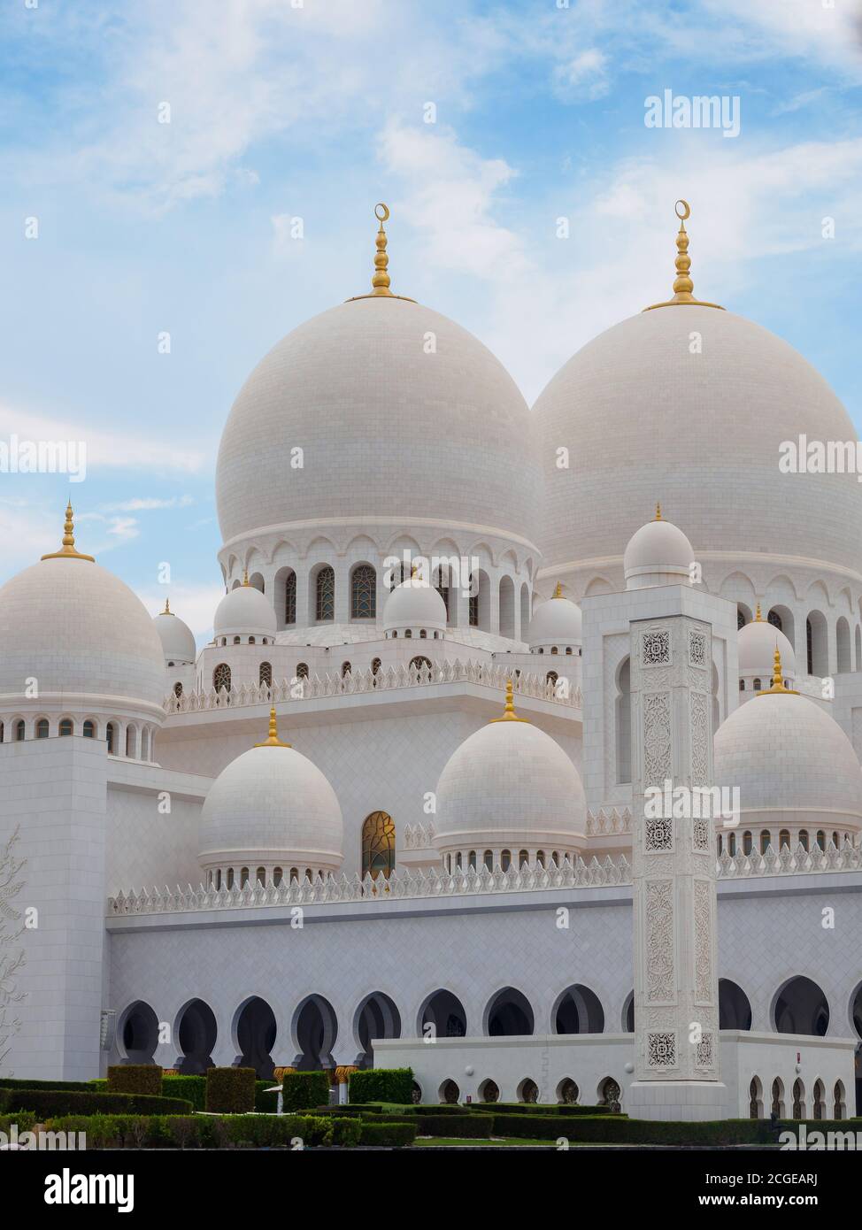 Sheikh Zayed Grand Mosque, Abu Dhabi, UAE Stock Photo - Alamy