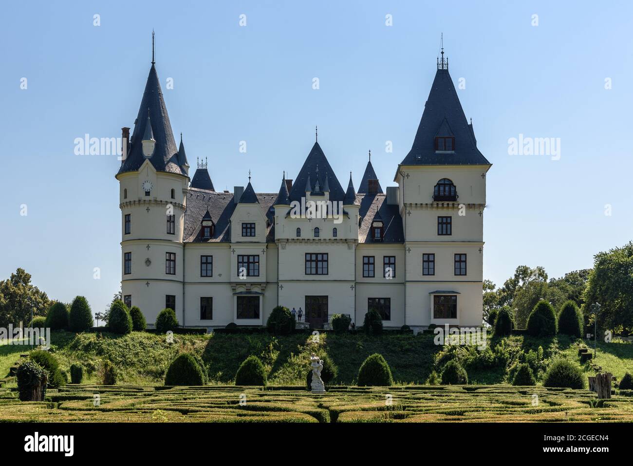 Andrassy chateau hi-res stock photography and images - Alamy