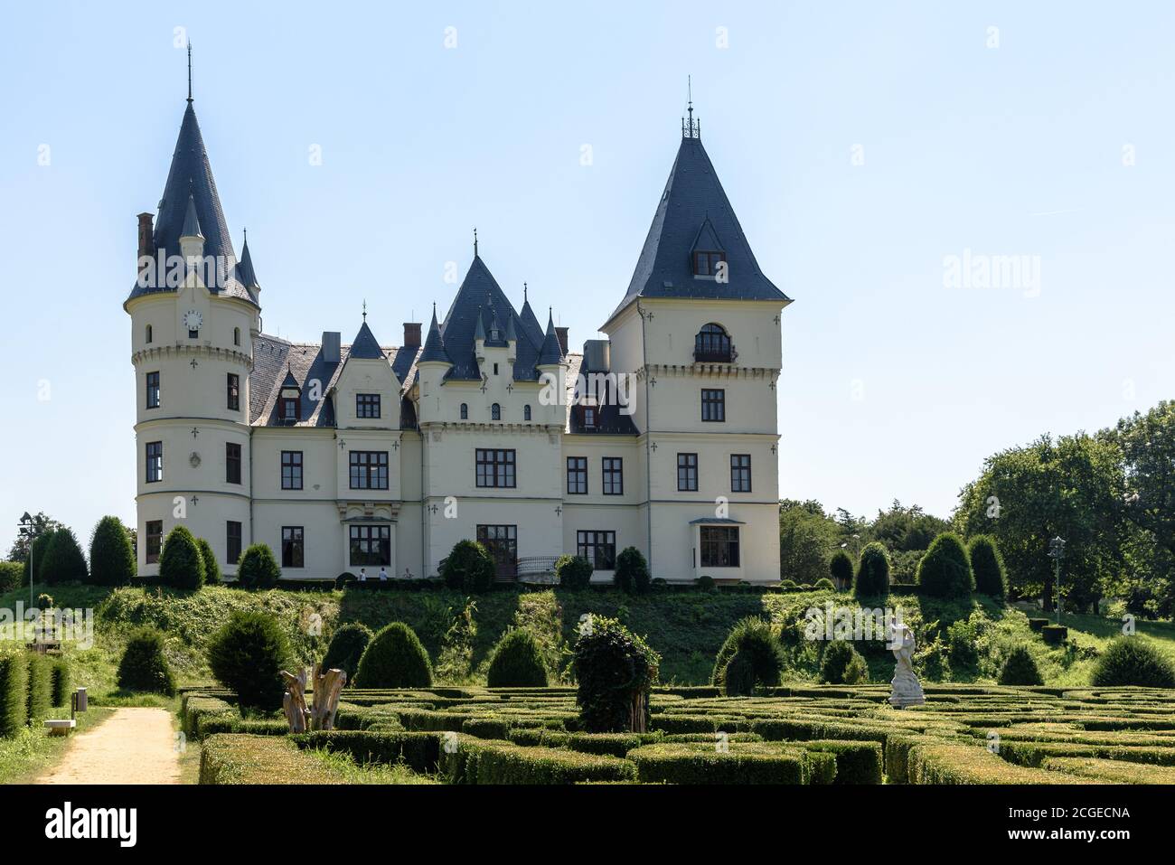 The Andrassy Castle / Chateau in Tiszadob in summer Stock Photo - Alamy