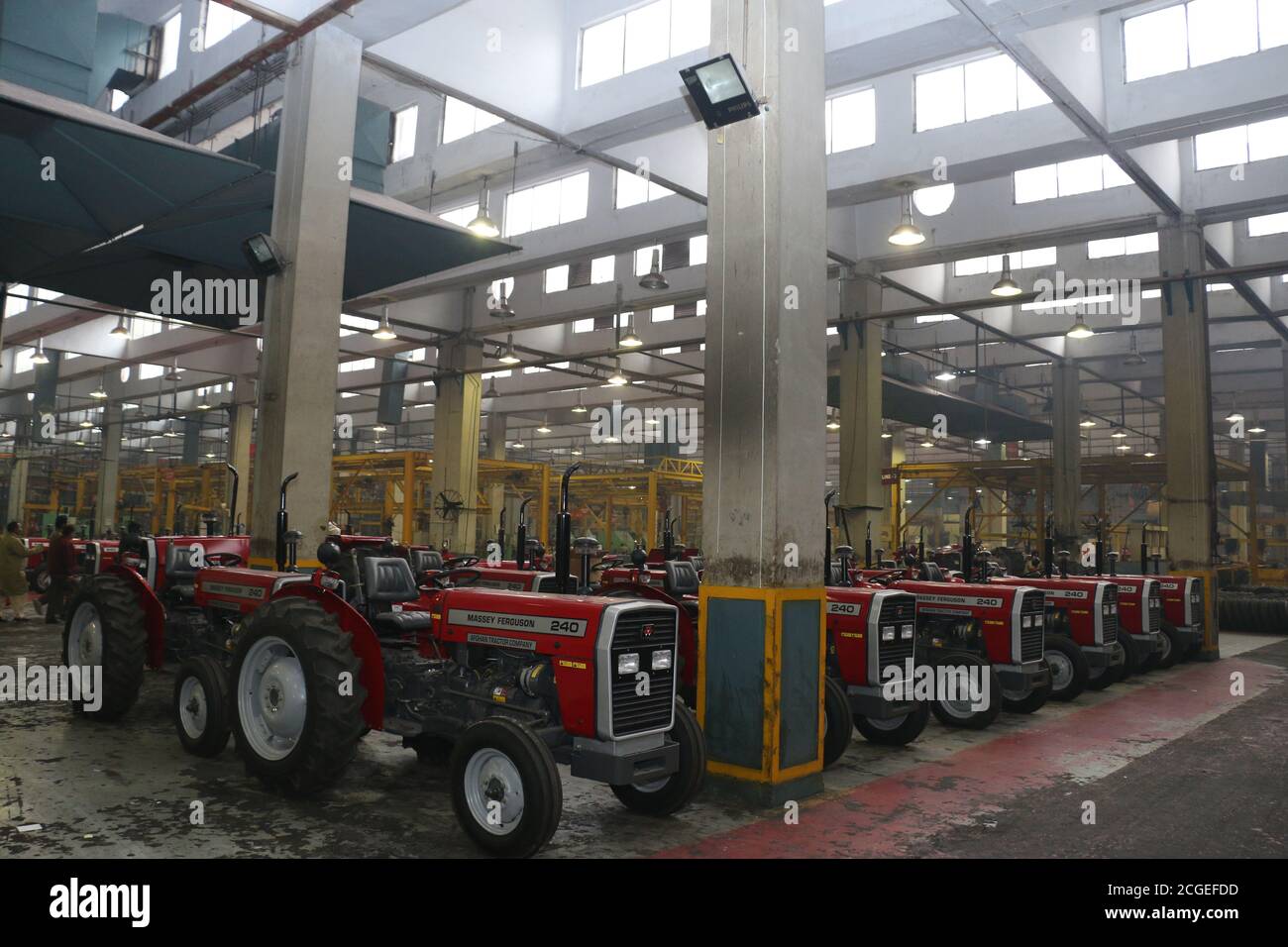 Assembly line of tractors hi-res stock photography and images - Alamy