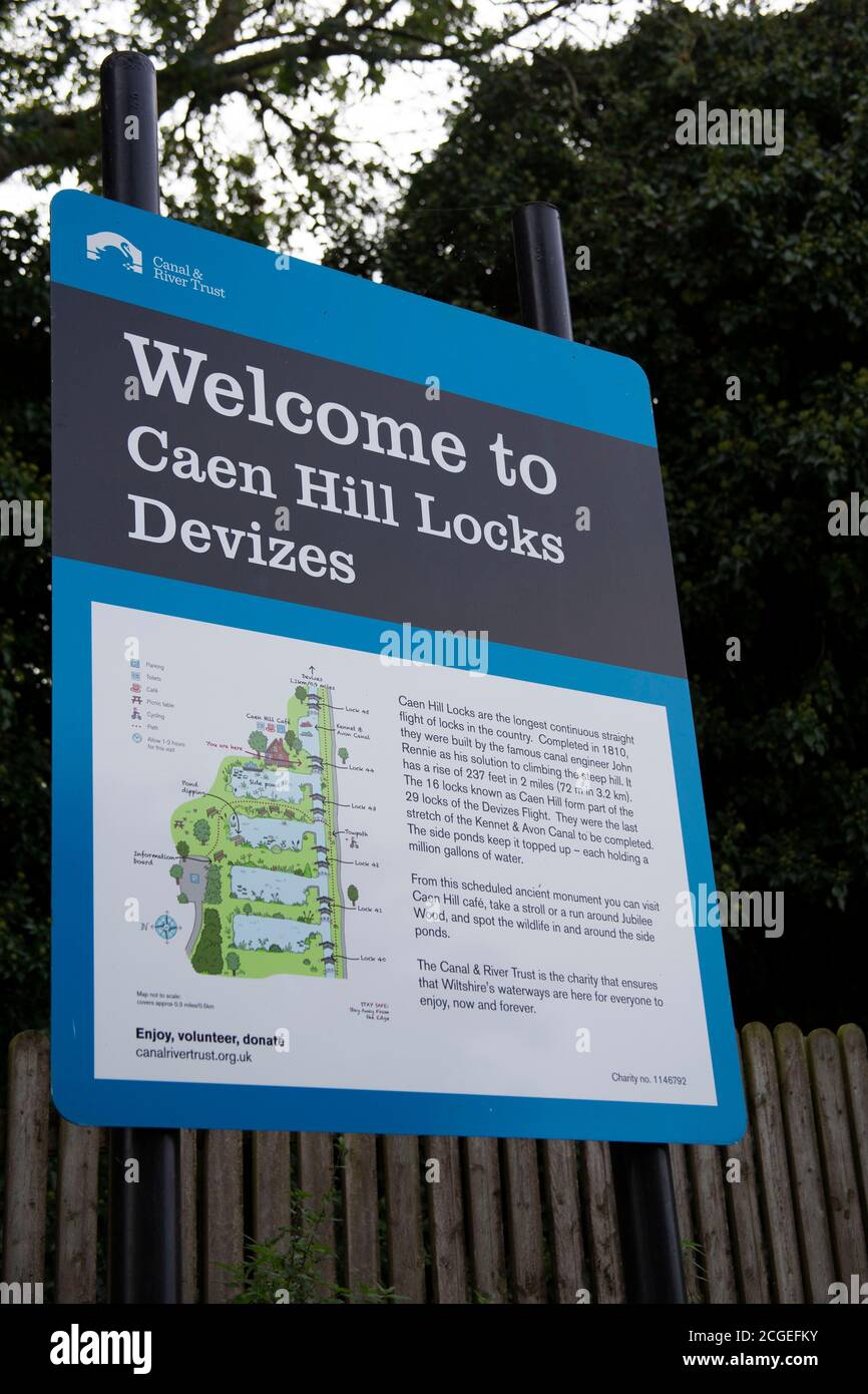 Caen hill lock flight sign hi-res stock photography and images - Alamy