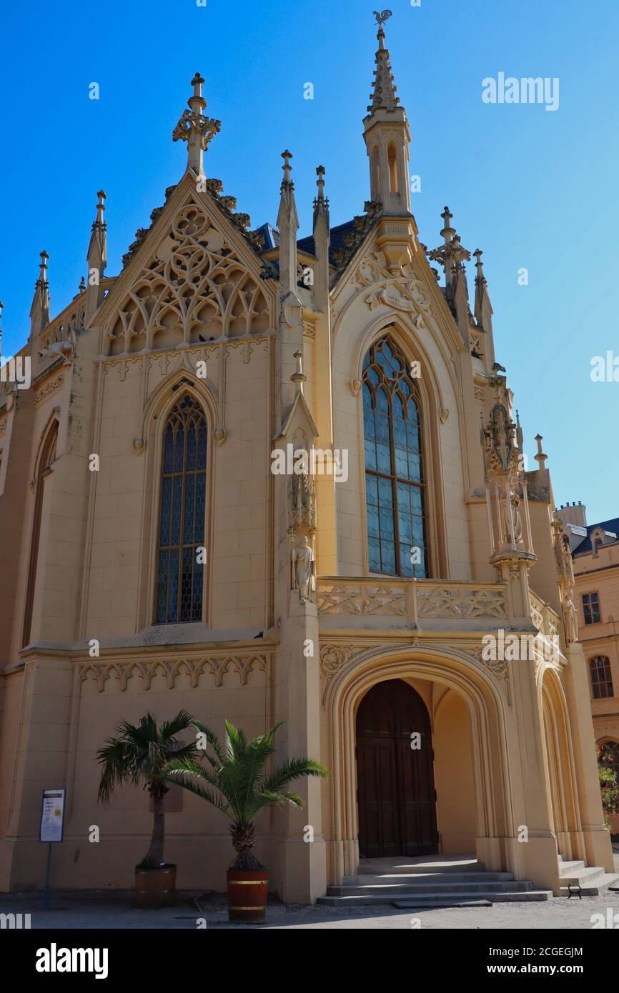 English neo gothic architecture hi-res stock photography and images - Alamy