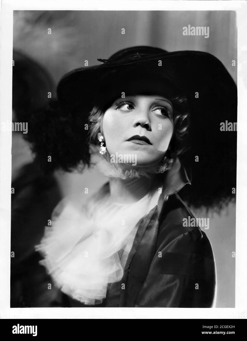 Italian actress hat hi-res stock photography and images - Alamy