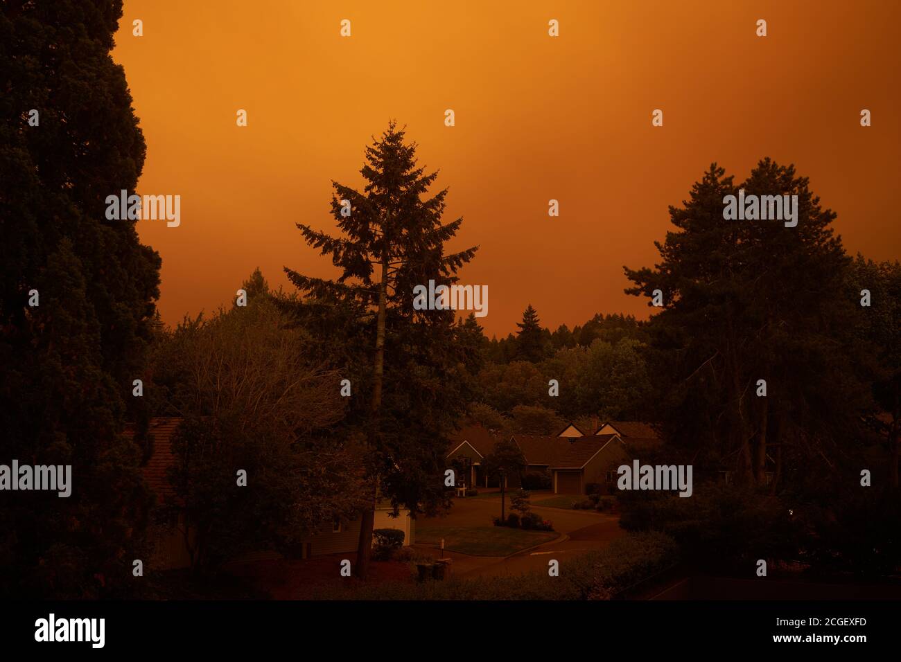 Fire on the mountain portland hi-res stock photography and images - Alamy