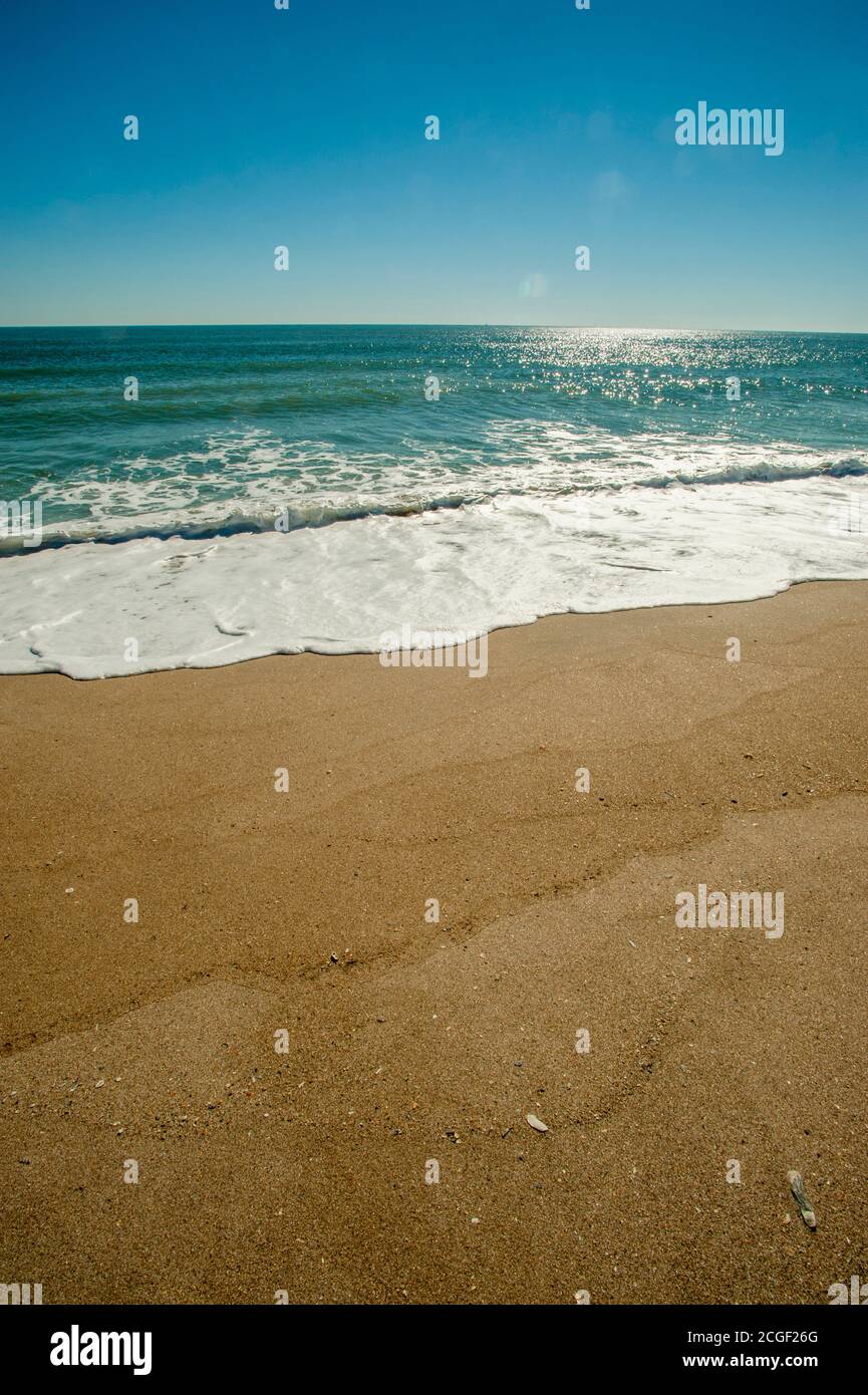 Gentle surf hi-res stock photography and images - Alamy
