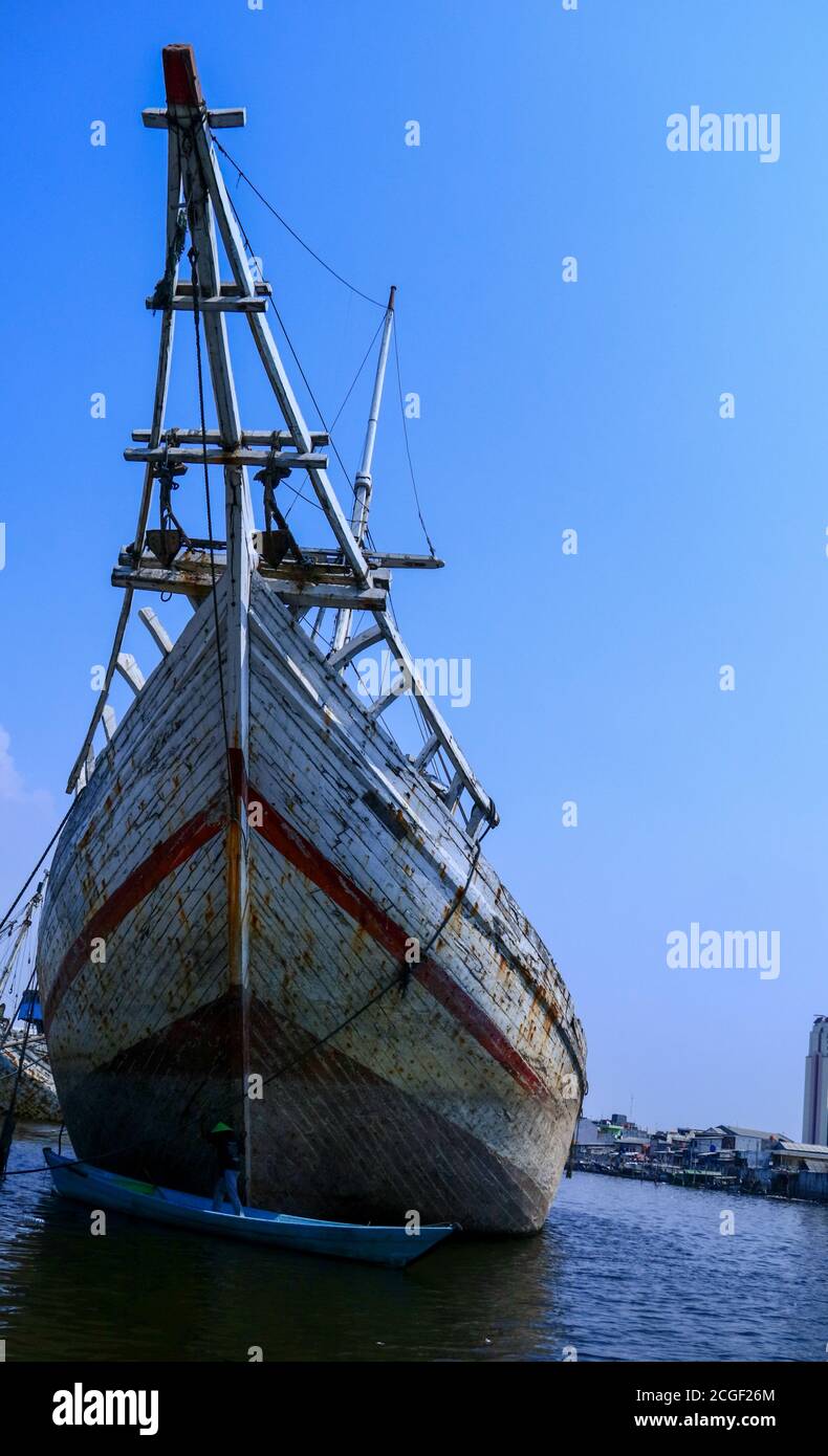 Jakarta, Indonesia - September 1, 2019: Phinisi ships (Indonesian ...