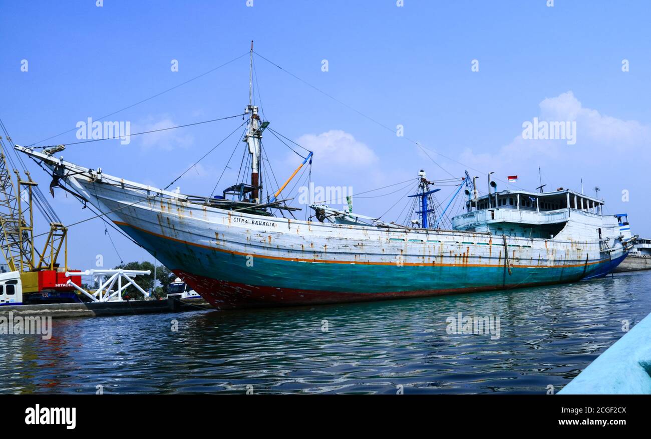 Jakarta, Indonesia - September 1, 2019: Phinisi ships (Indonesian ...