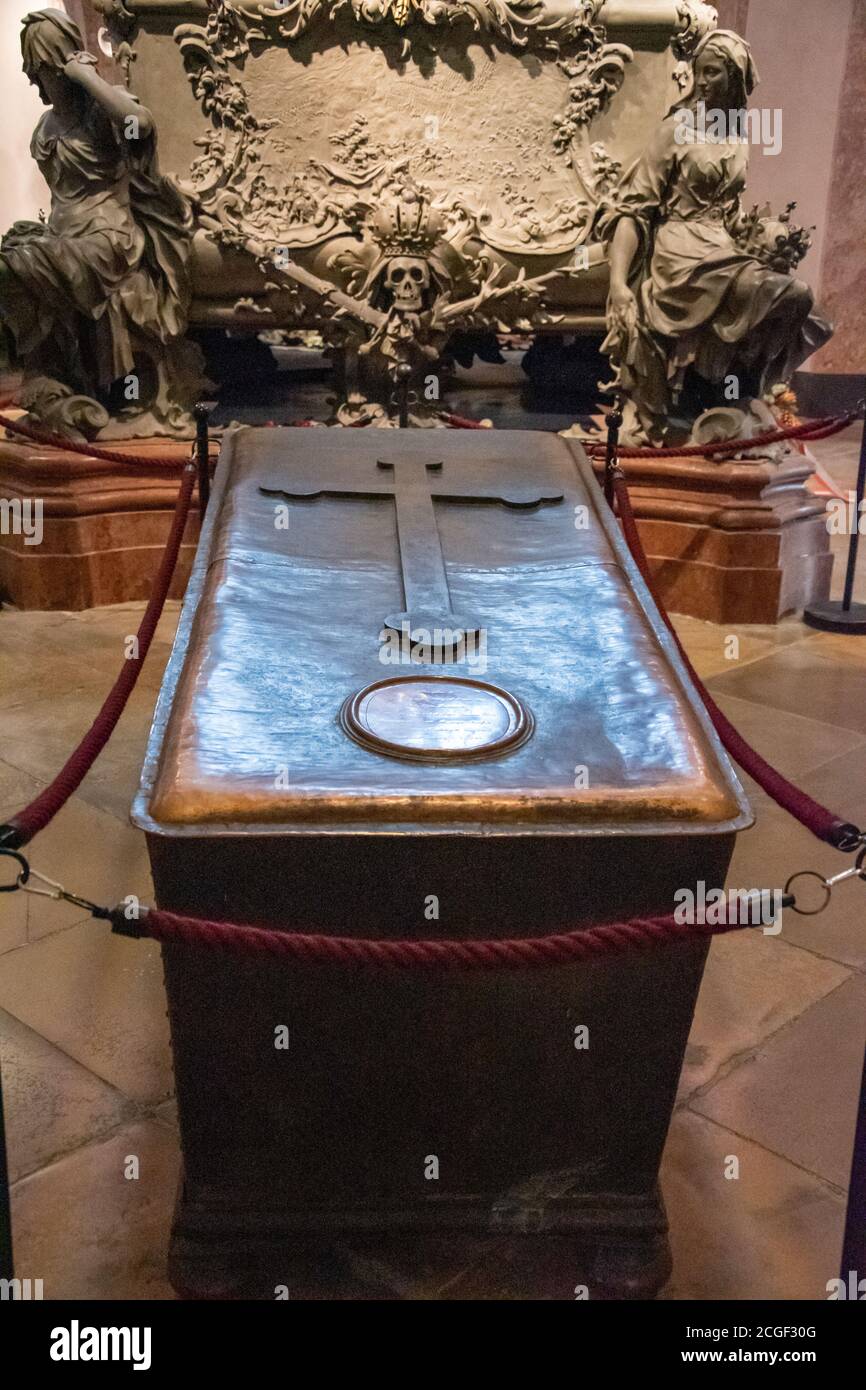 Joseph ii tomb hi-res stock photography and images - Alamy
