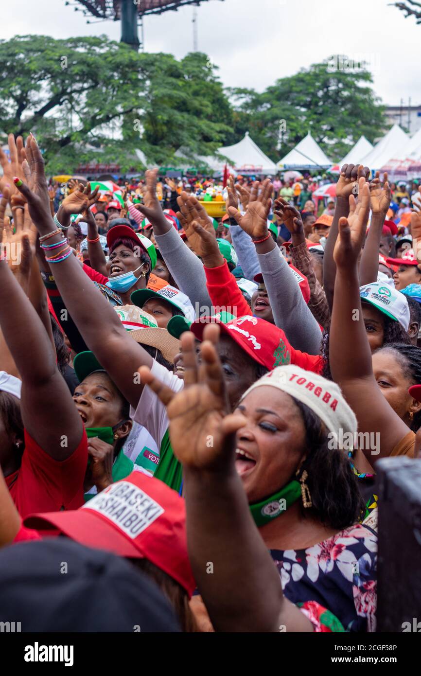 Edo state governorship election 2020. PDP women campaign with Governor ...