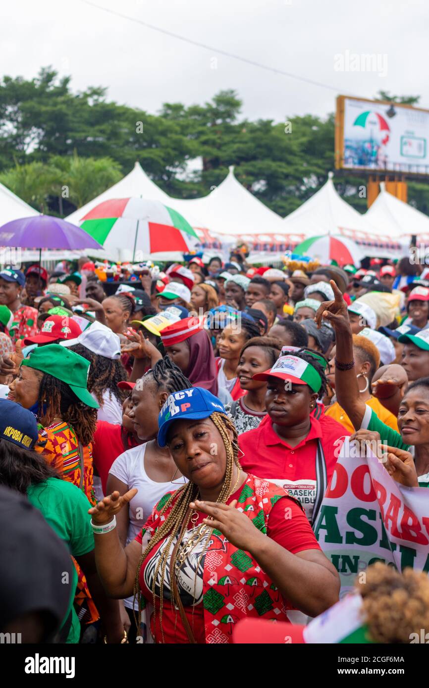 Edo state governorship election 2020. PDP women campaign with Governor ...