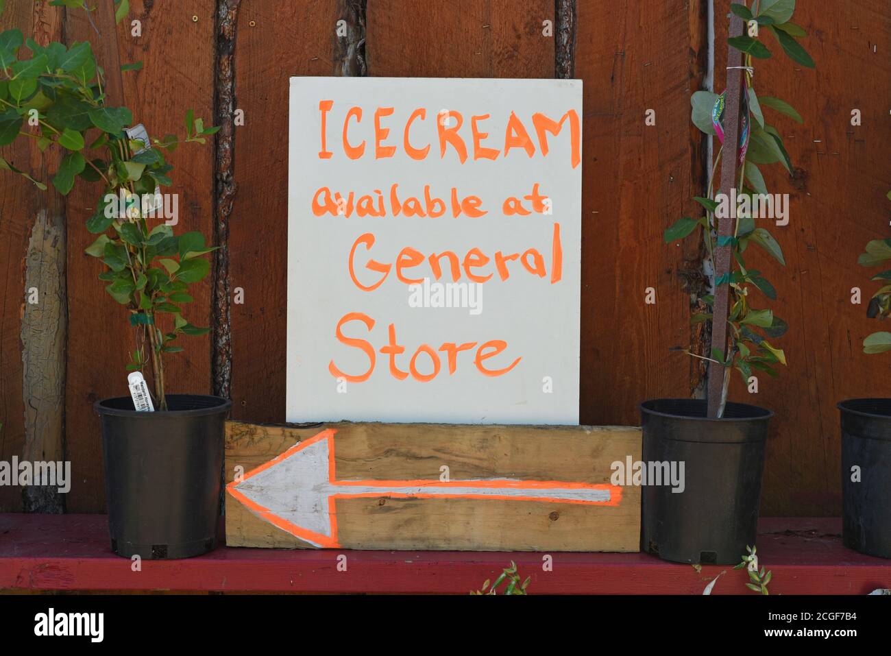 Hand Lettered Signage High Resolution Stock Photography and Images - Alamy