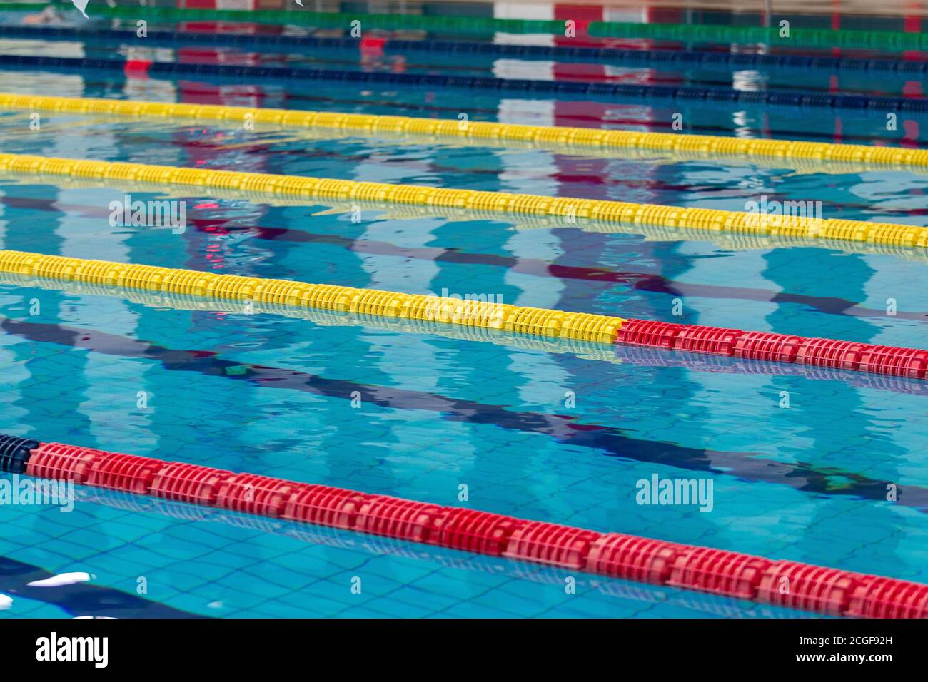 Swimming pool and splitting paths Stock Photo - Alamy