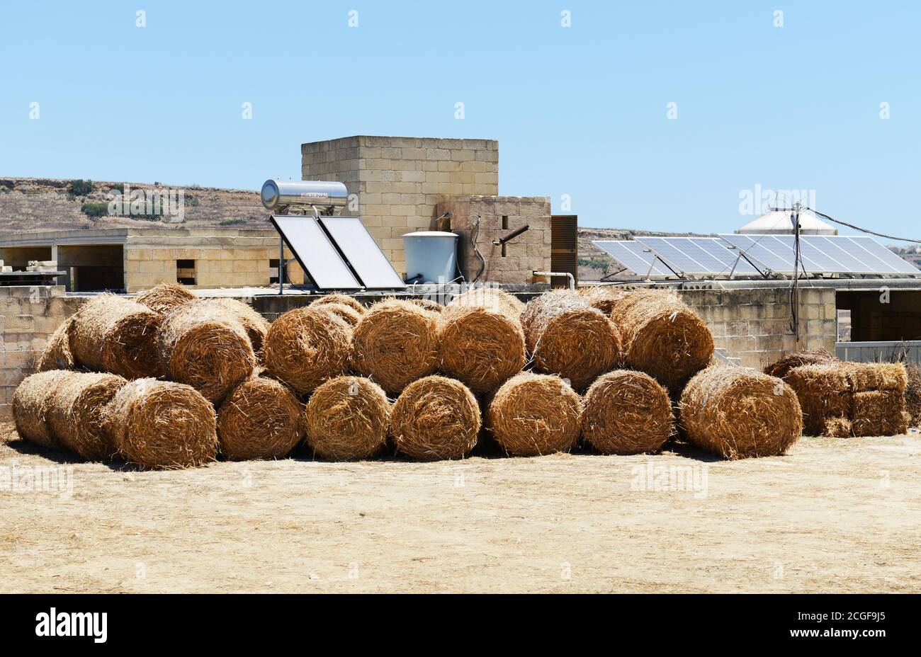 Farming of malta hi-res stock photography and images - Alamy