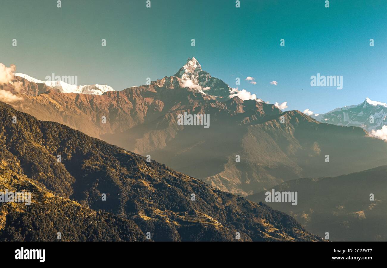 Machhapuchhre hi-res stock photography and images - Alamy