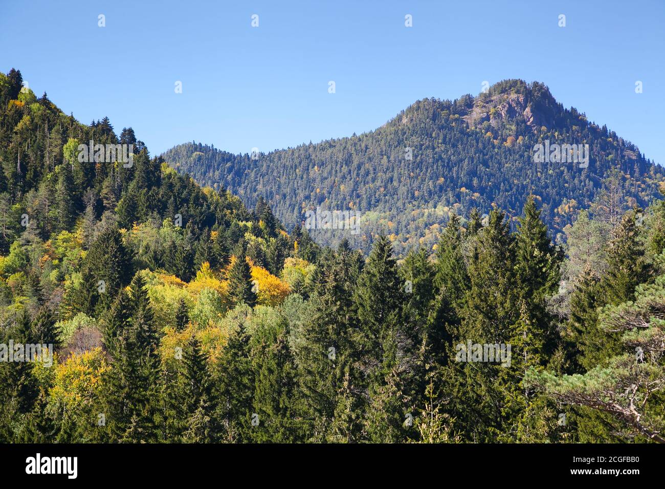 Huge hill hi-res stock photography and images - Alamy