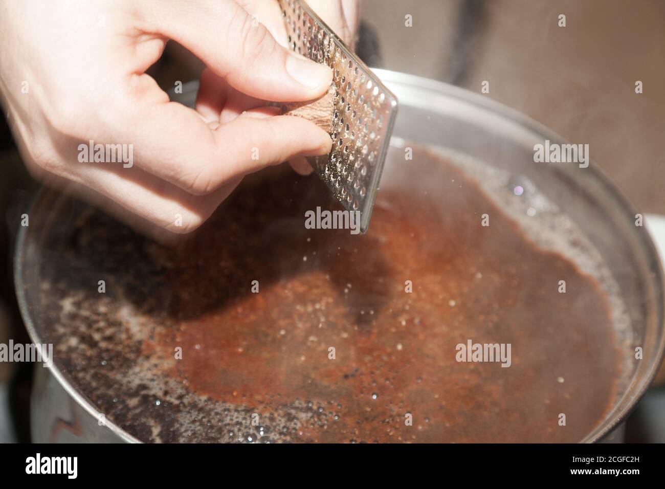 Grating nutmeg hi-res stock photography and images - Alamy