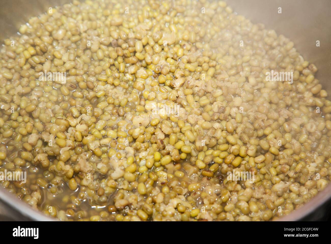 Boiling bean hi-res stock photography and images - Alamy