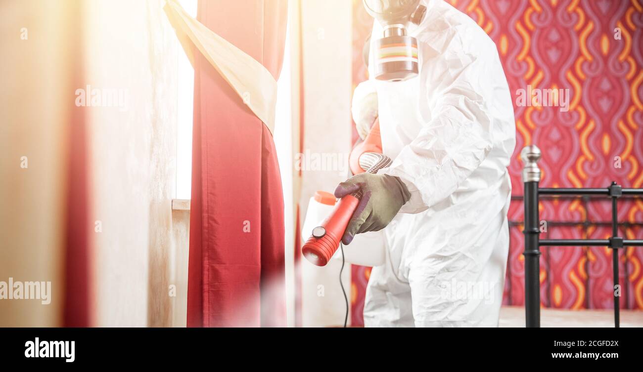 Disinfecting virus cells hi-res stock photography and images - Alamy