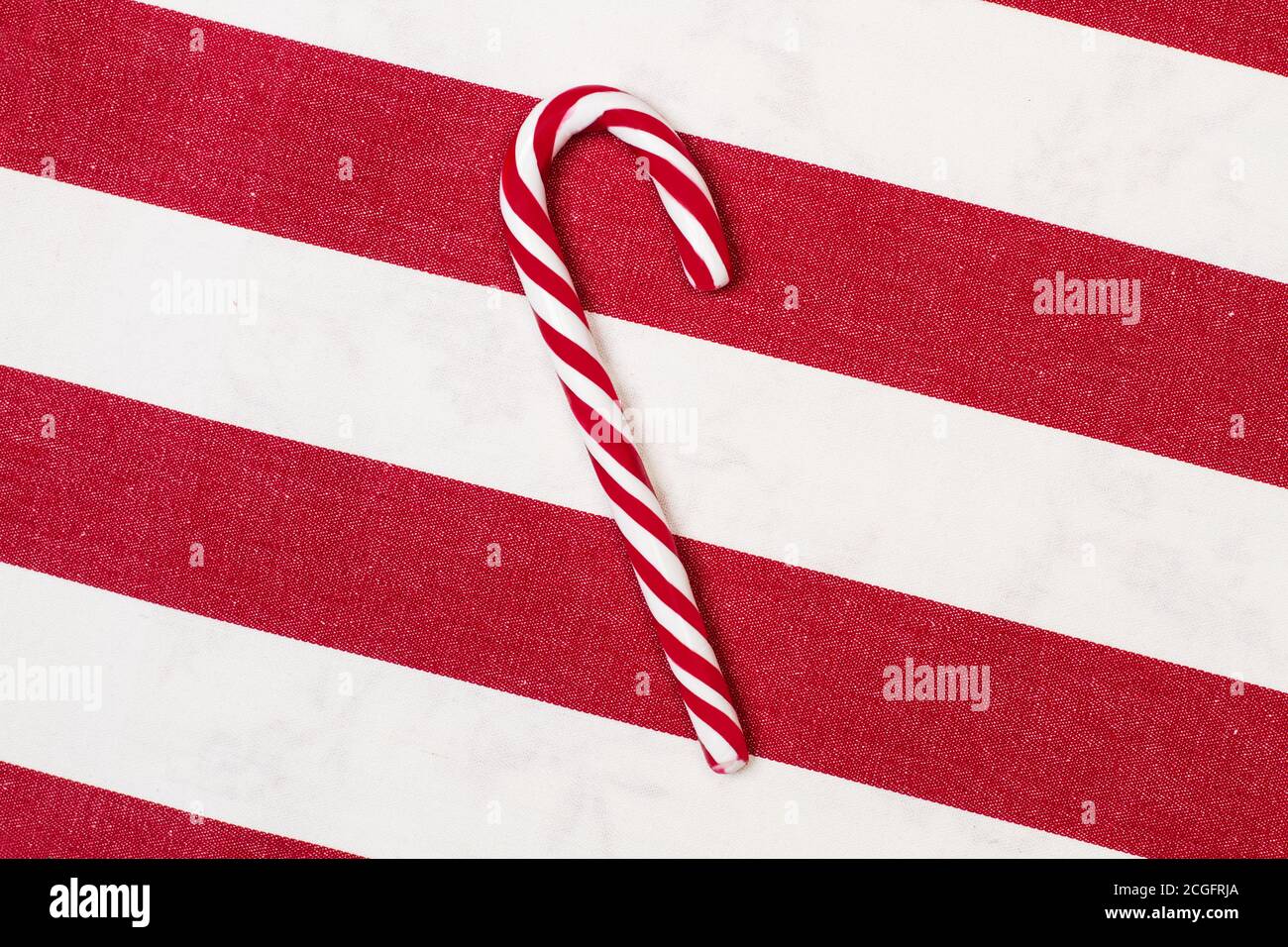 Red white striped candy hi-res stock photography and images - Alamy