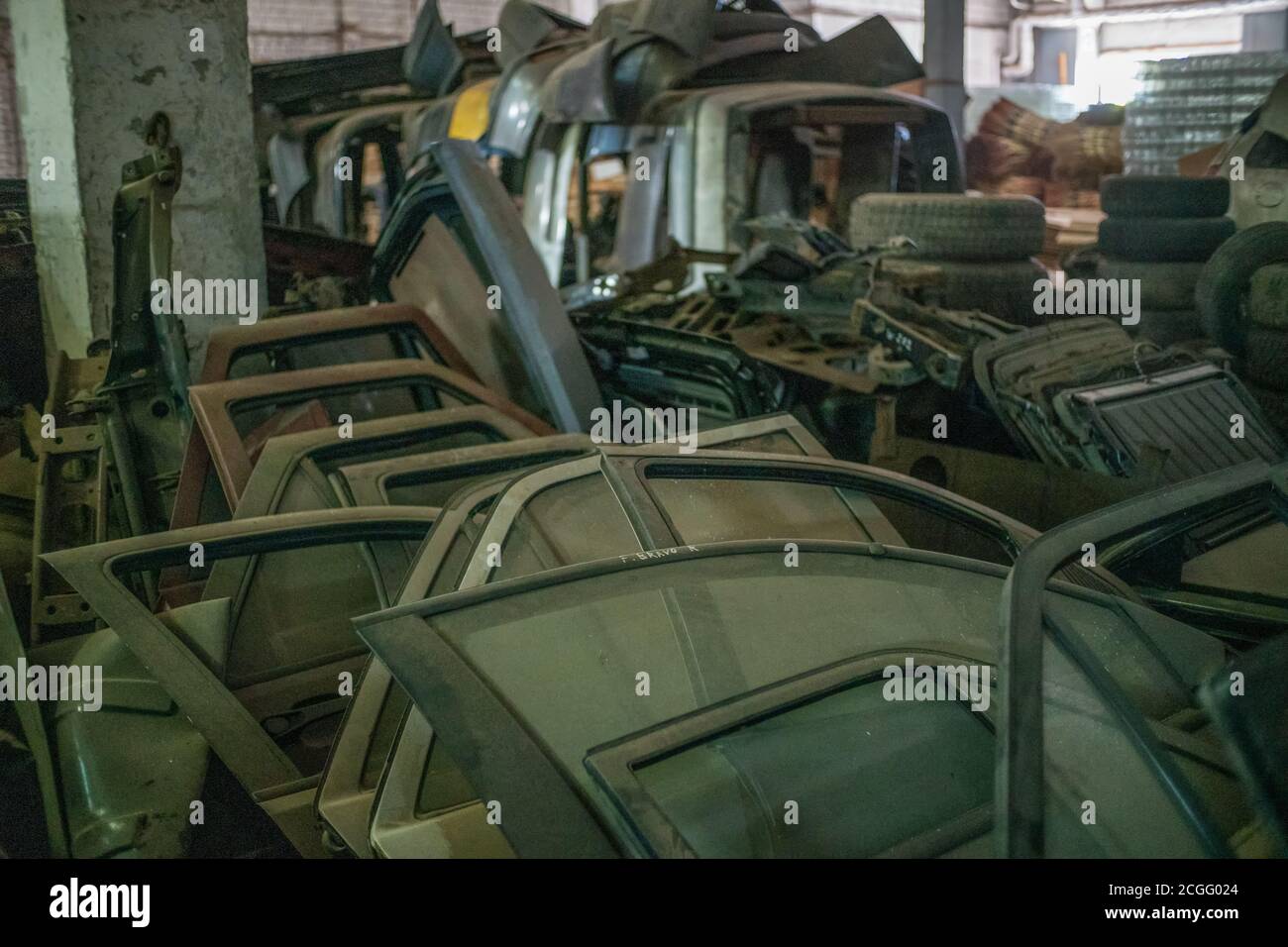 Used spare parts, disassembly. Old car parts suitable for future use ...