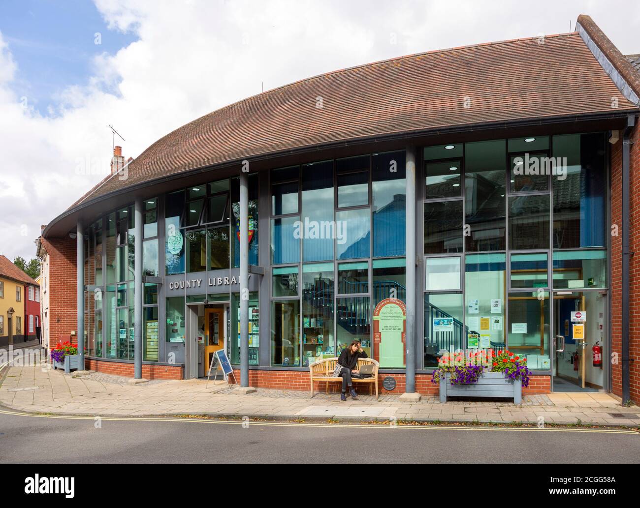 Modern architecture curved building frontage of County Library ...