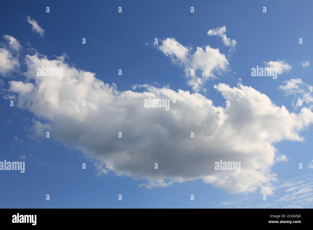 Cumulonimbus clouds low level hi-res stock photography and images - Alamy